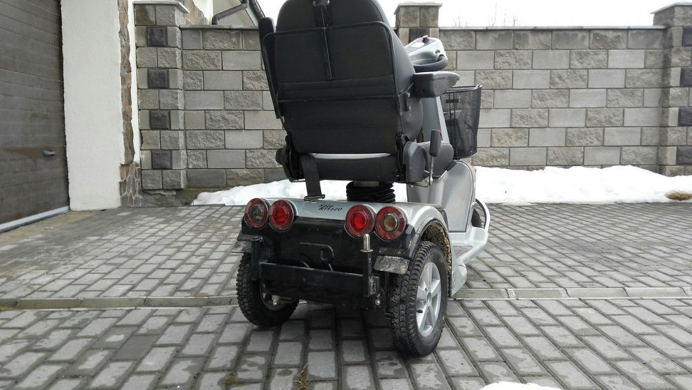 Электроскутер Solo Ts 120 - 17 км/час в Ровно (Скутеры) - Elscooter ...